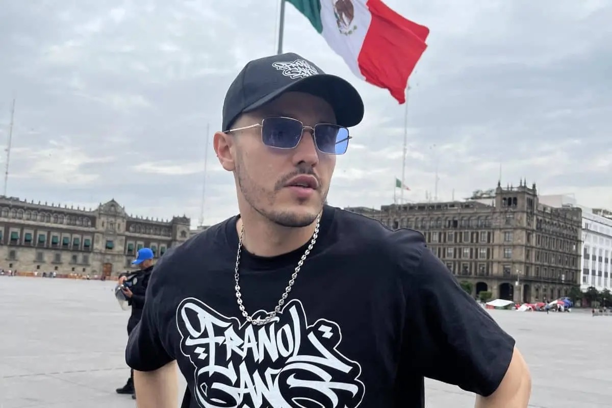 Conoce al rapero franco-mexicano Ixaya, el rey del "frañol ...